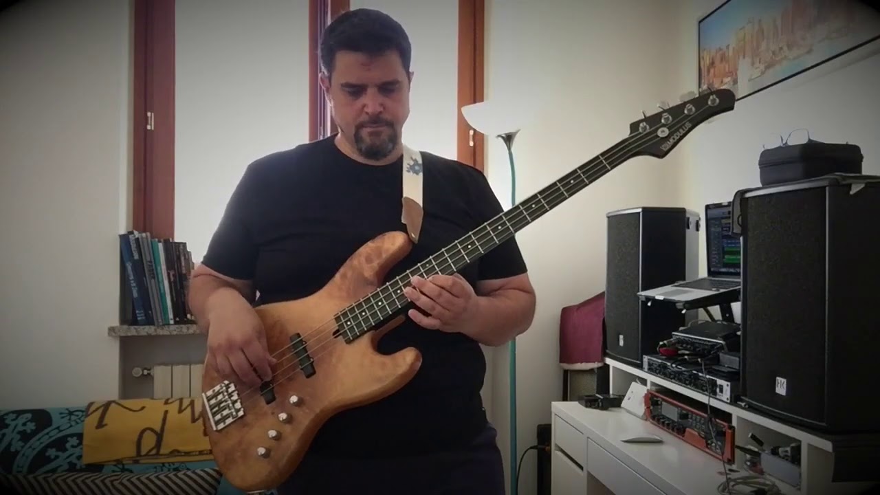 Modulus Graphite Vintage J - YouTube