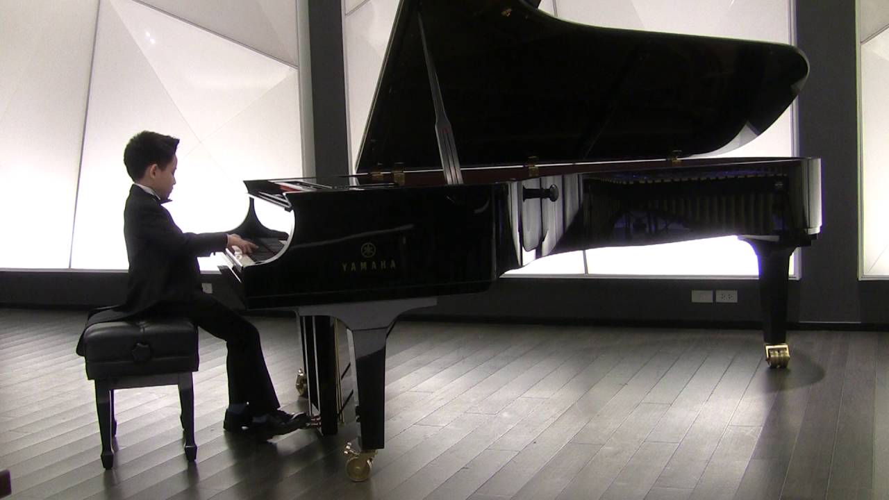 Tarantella (Albert Pieczonka) by Bingo Weetiwat (June 2016) - YouTube