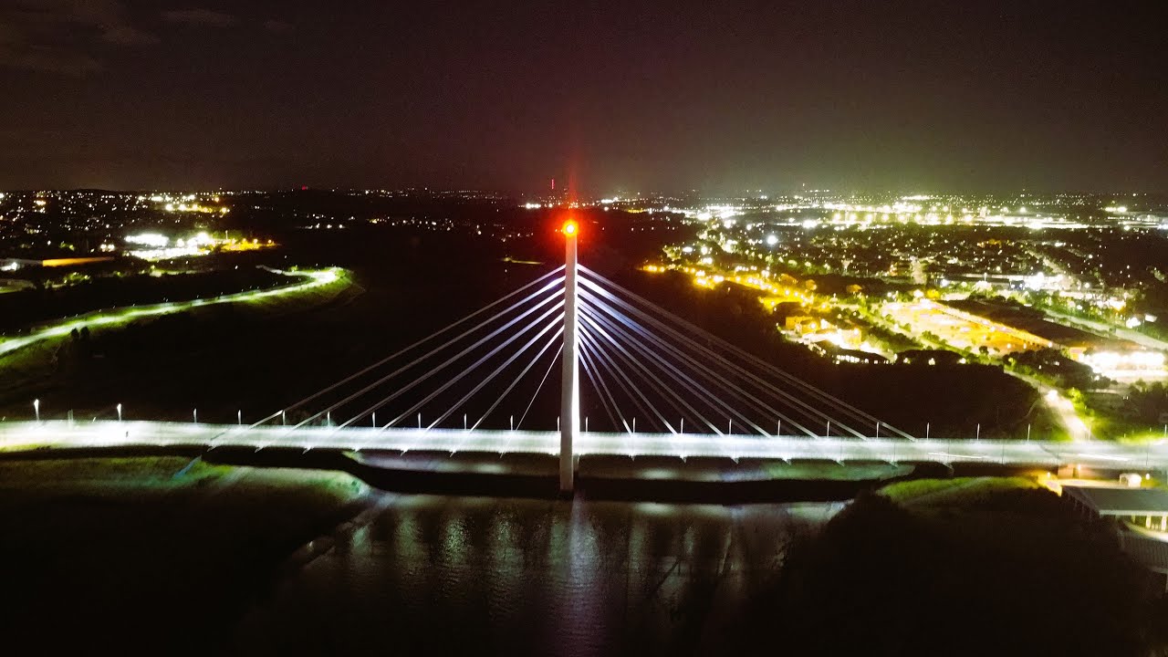 spire bridge sunderland at night - YouTube