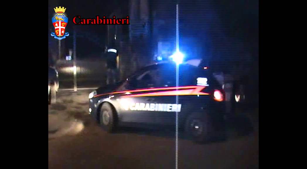 Mafia, Carabinieri: in corso operazione Aemilia in Emilia Romagna - YouTube