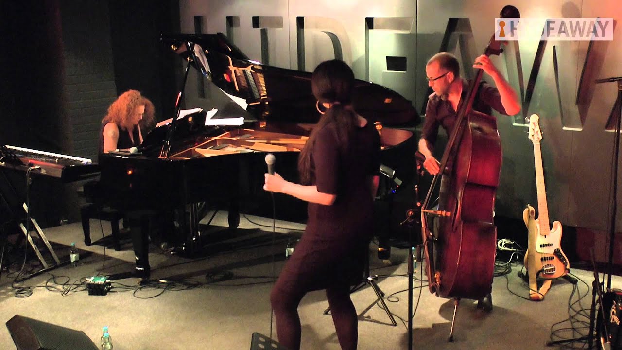 DIVA - Nancy Harms - Weight Of The World - YouTube