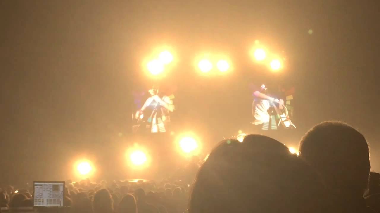 2 Cellos - Michael Jackson - Smooth Criminal - YouTube