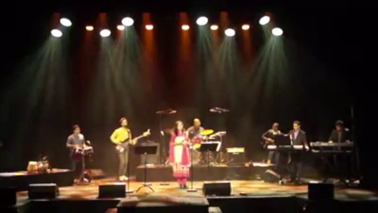 Who´s the Hero Tamil Song - Live Performance - Sonal Sanap - YouTube