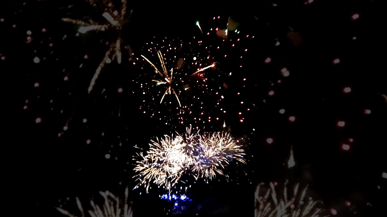 Beautiful Firework Display, well done to all involved... - YouTube