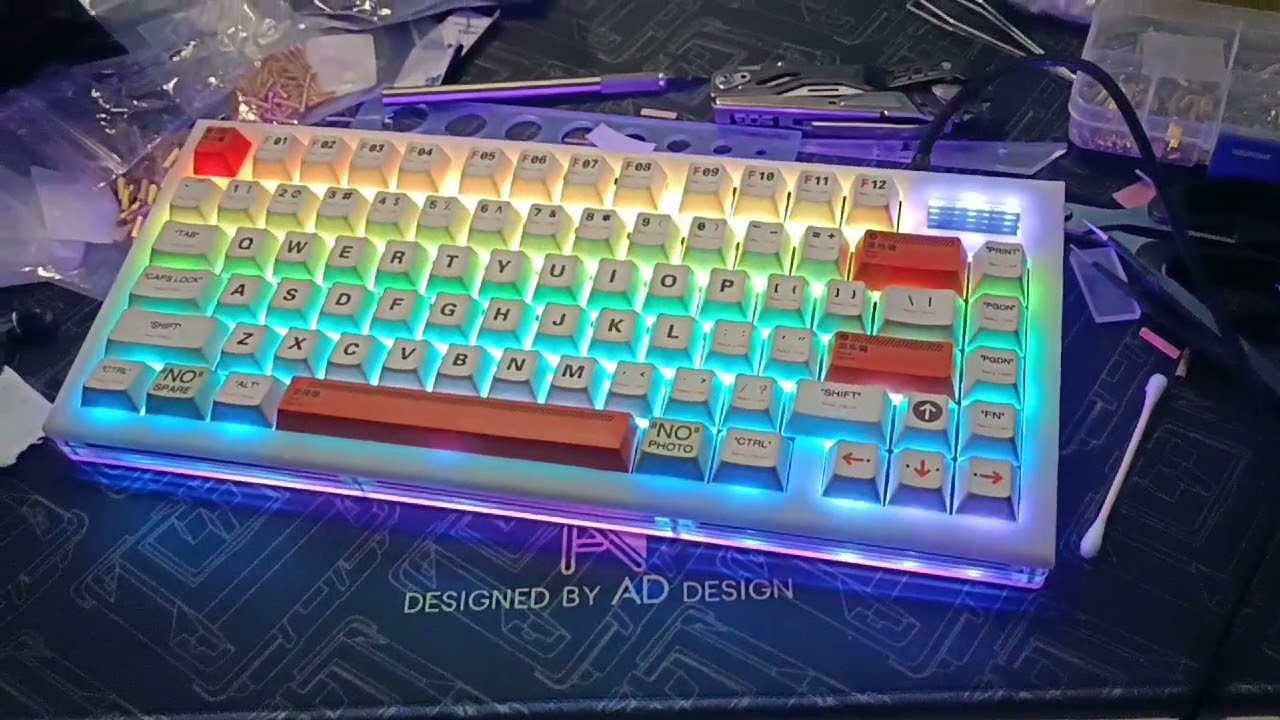 Infinity81 Keyboard Demo - YouTube