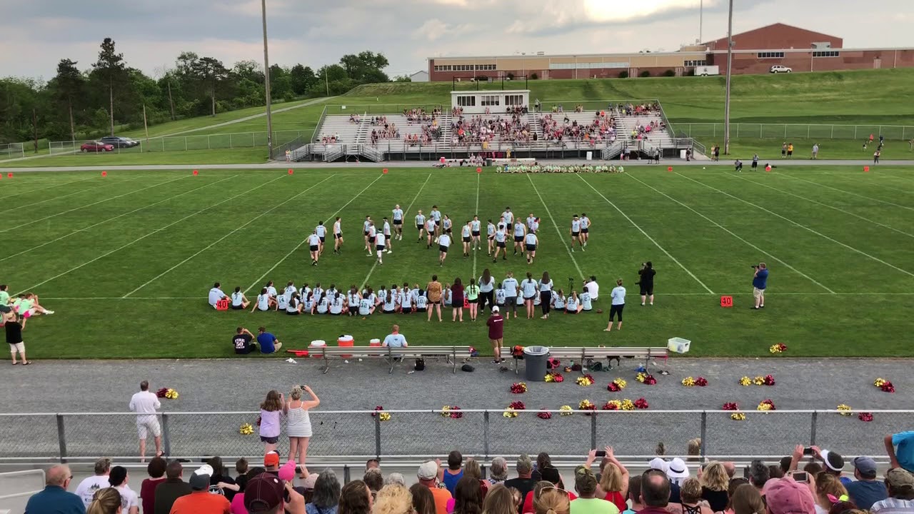 Big Spring HS 2018 Senior Powder Puff Routine - YouTube