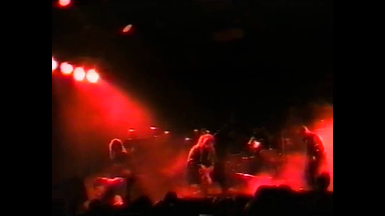 Soulfly 1998 - 05 - 10 Club Rio, Tempe, AZ, US HD - YouTube