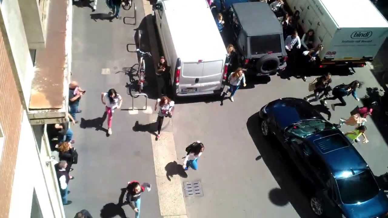 One Direction fans get crazy in Milan - YouTube