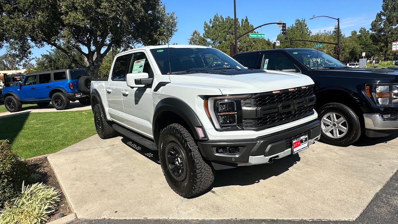 2023 Ford F-150 Raptor Horn - YouTube