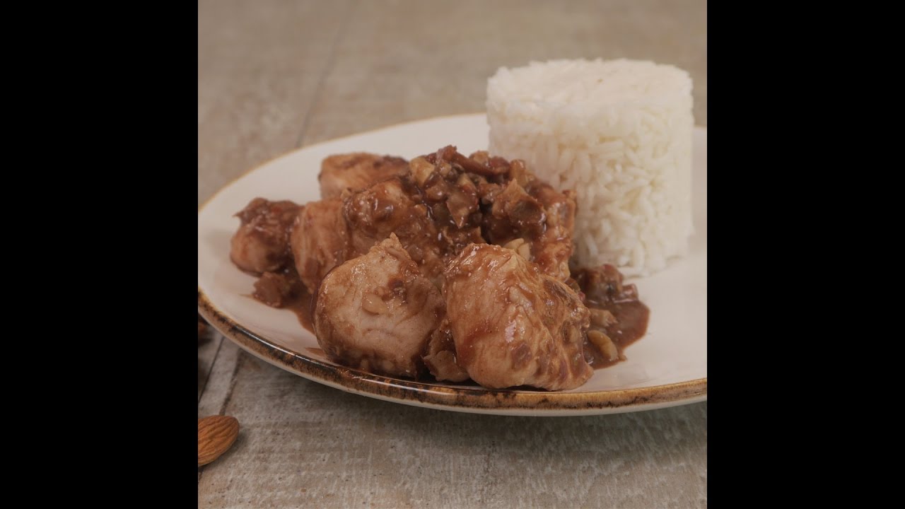 ¿Pollo con chocolate? Sí, ¡y es increíble! - YouTube