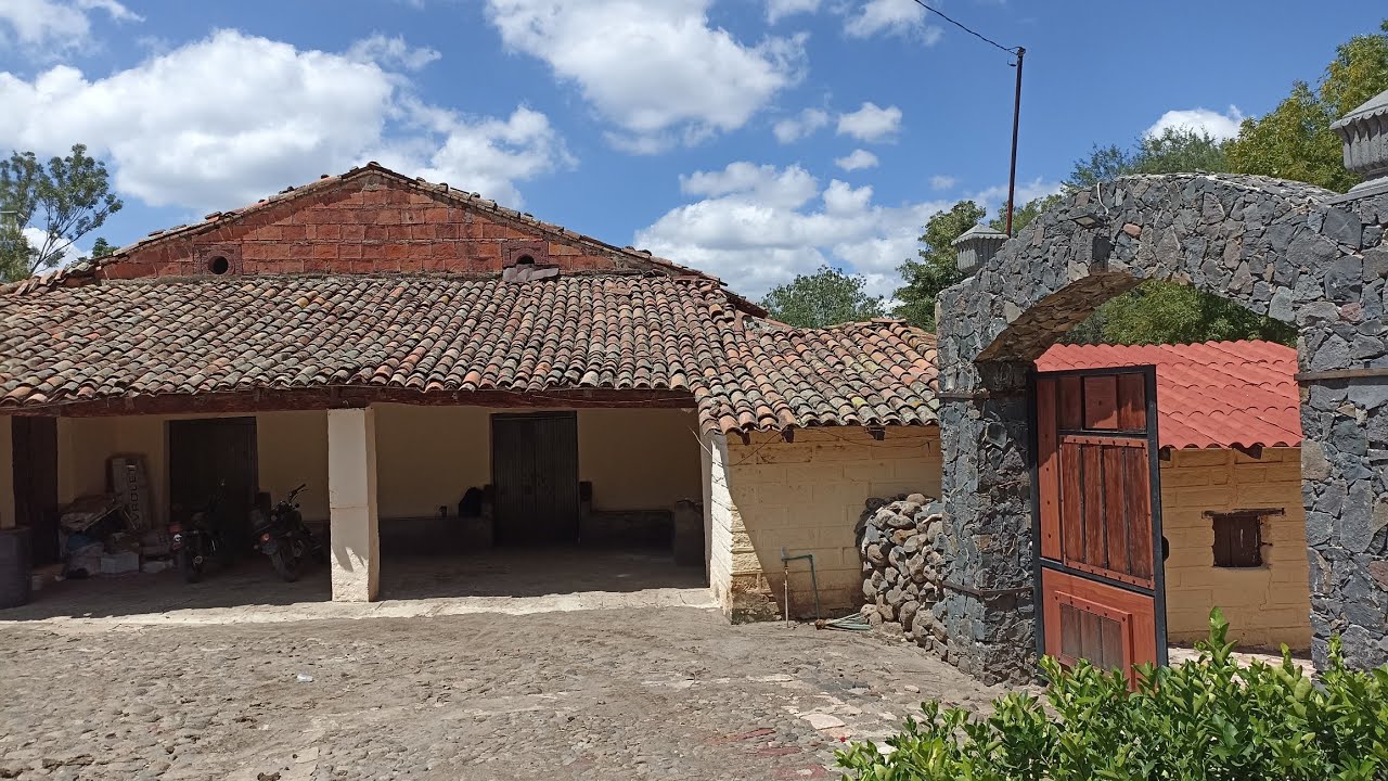 HACIENDA EL JARAL y la terrorífica historia del VILLANO MALDITO que ...