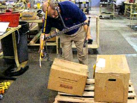 IR Zimmerman Warehoue Carton Lift Assist.AVI - YouTube
