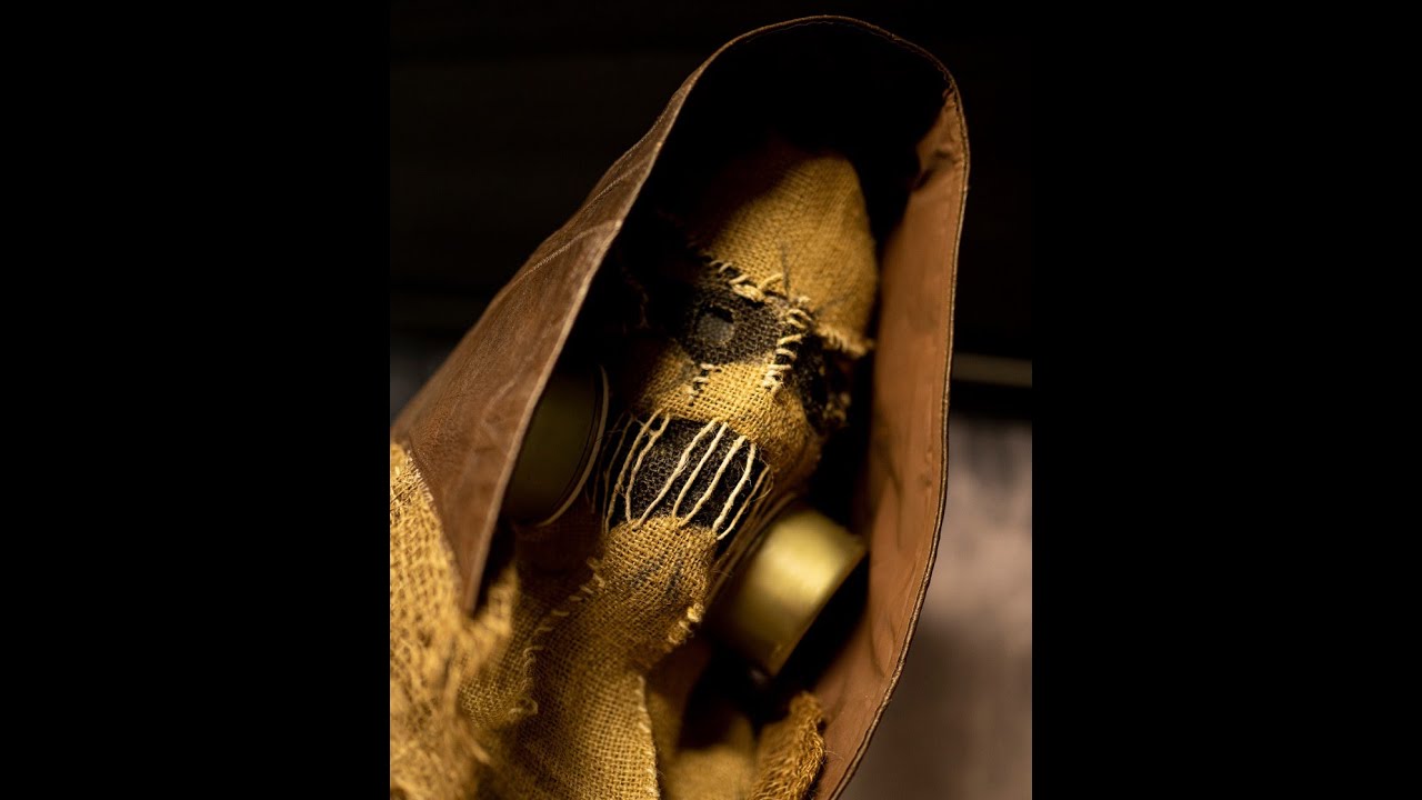 Scarecrow cosplay mask like the one from Batman Arkham Asylum. - YouTube