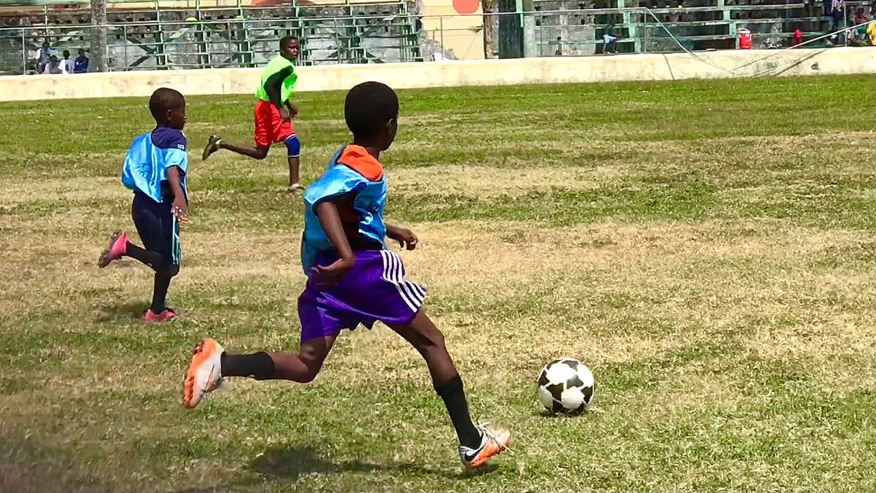 TutBay Yabra fc vs Future fc 2-0 Highlights U10 tournament - YouTube