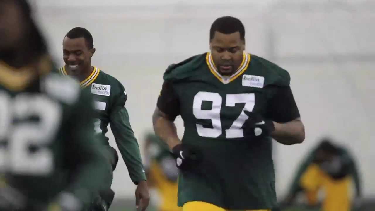 Johnny Jolly at Packers minicamp Tuesday - YouTube