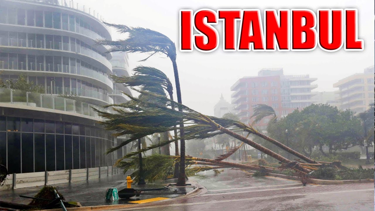 A storm in Turkey rips off roofs and uproots trees! Istanbul is ...