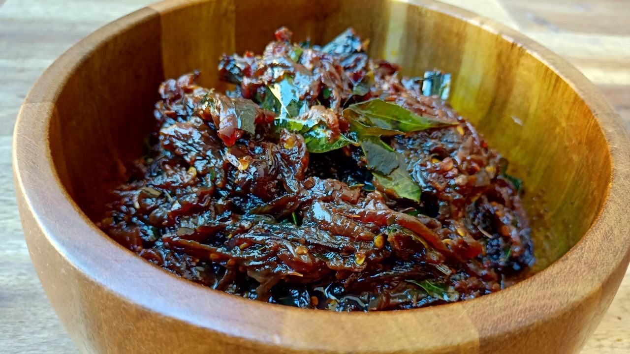 Sri Lankan Seeni Sambal - Onion Sambal - Sweet and Spicy Onion Jam ...
