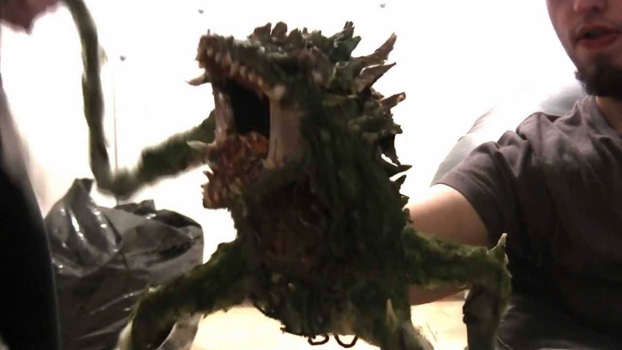 Fixing up the Biollante puppet - YouTube