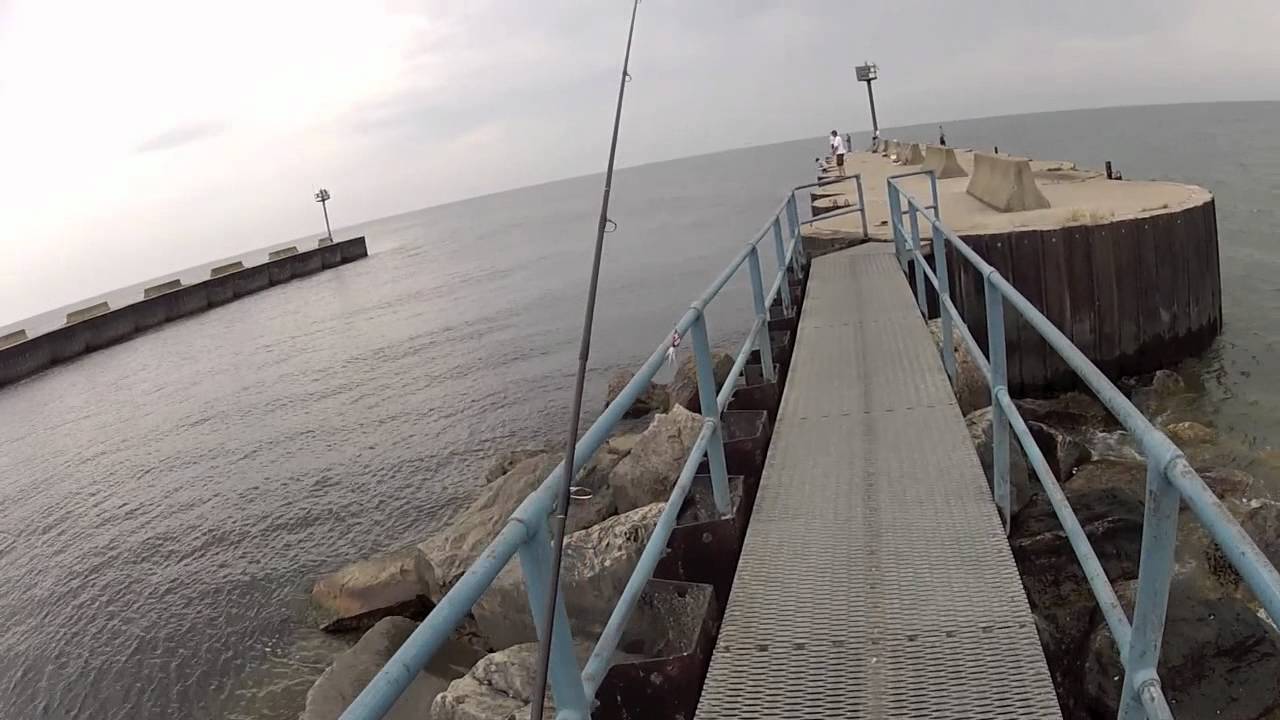 Lake Huron, Oscoda, MI - YouTube