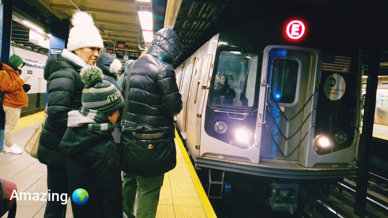 QUEENS SUBWAY IN RUSH HOUR II MTA II SUBWAY NYC - YouTube