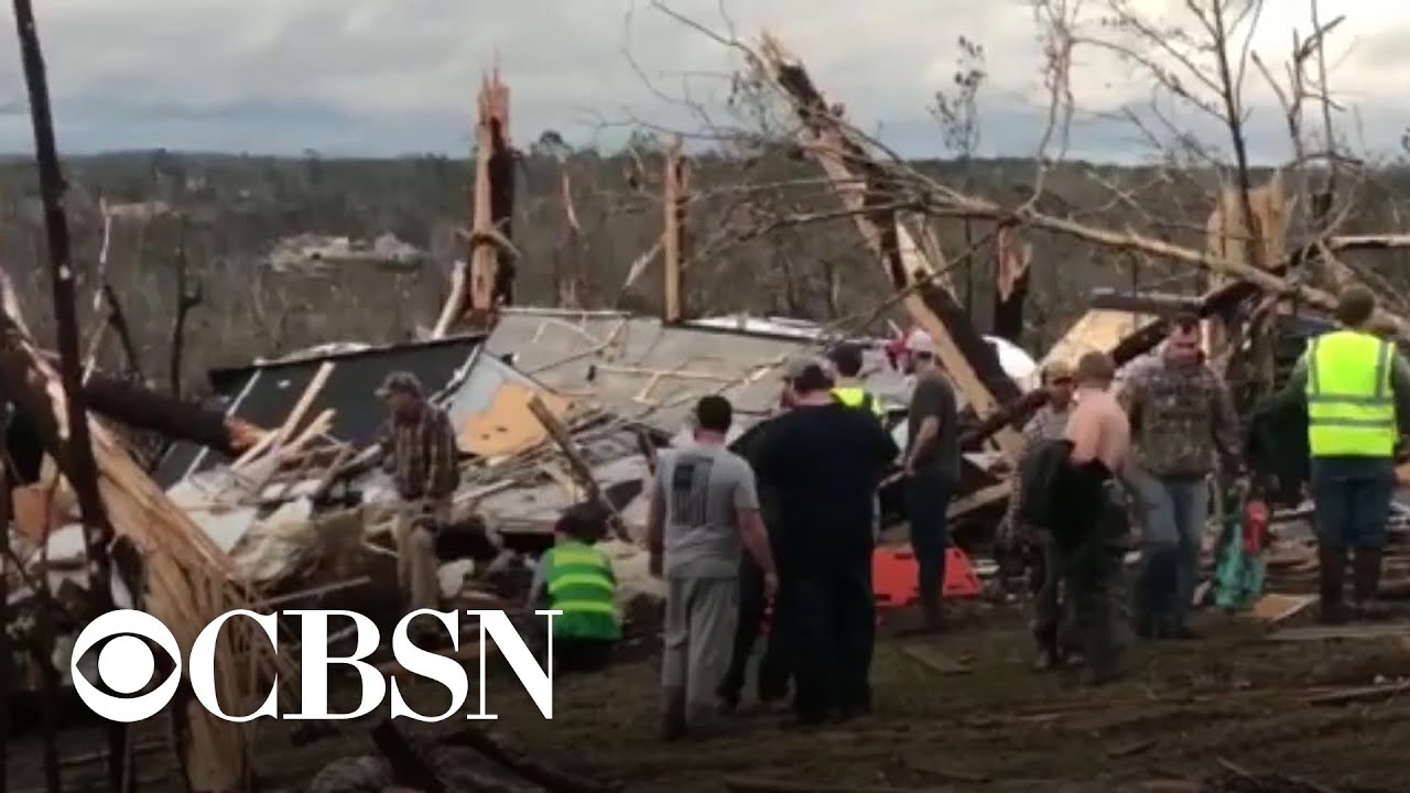 Alabama tornadoes leave long path to recovery - YouTube