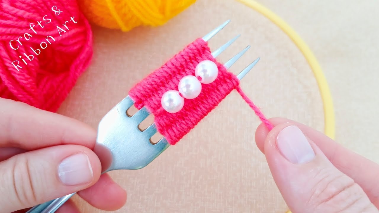It's so Beautiful !! Super Easy Woolen Craft Ideas with Fork - DIY ...
