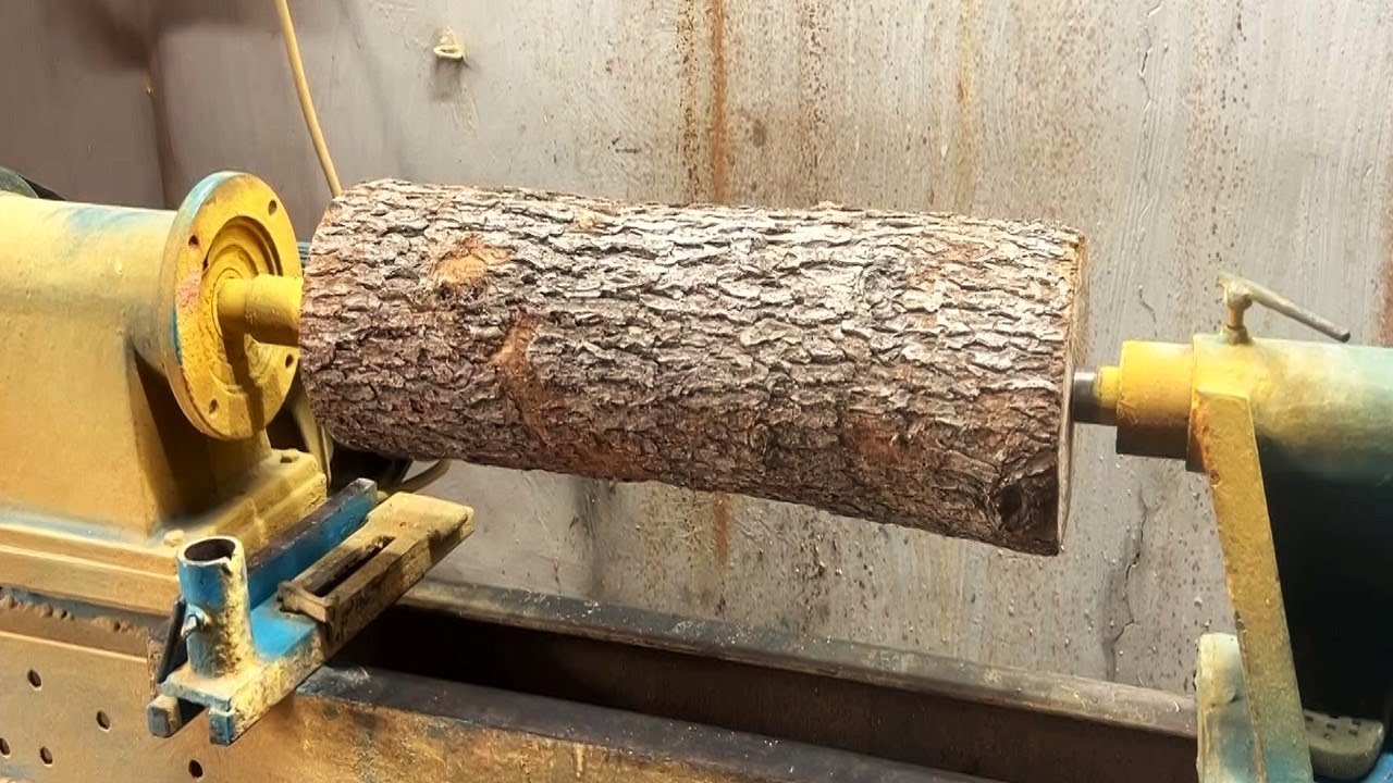 @Amazing Skill Woodturning // Fast, easy and fun! - YouTube
