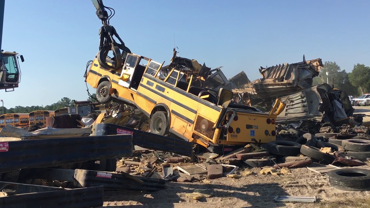 Scrapping a Bus - YouTube