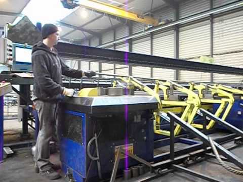 Bender EVG Filzmoser, operator Jarek Maćkiewicz.(Jerry) - YouTube