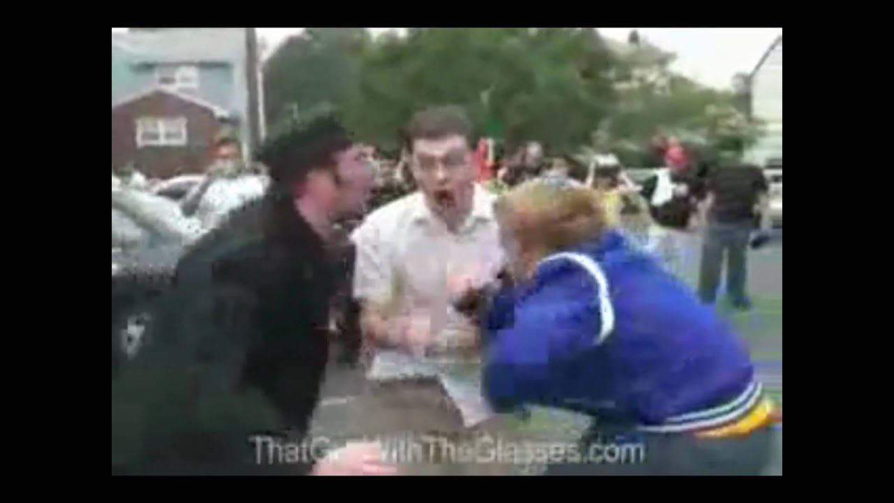 The Angry Video Game Nerd vs The Nostalgia Critic Music Video - YouTube