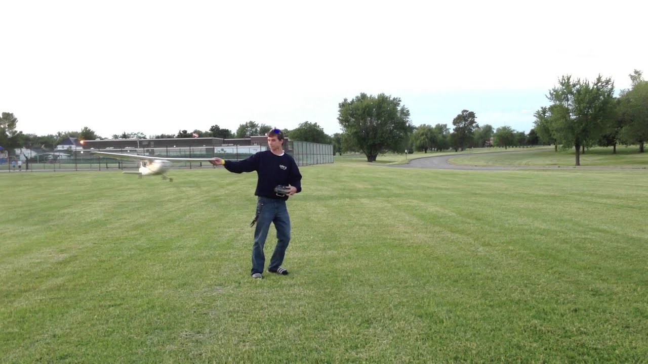 Wing Toss - YouTube