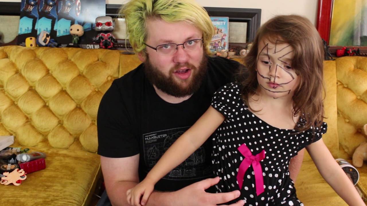 Doctor Strange HERO TV Spot #10 - DAUGHTER'S REACTION!!! - YouTube