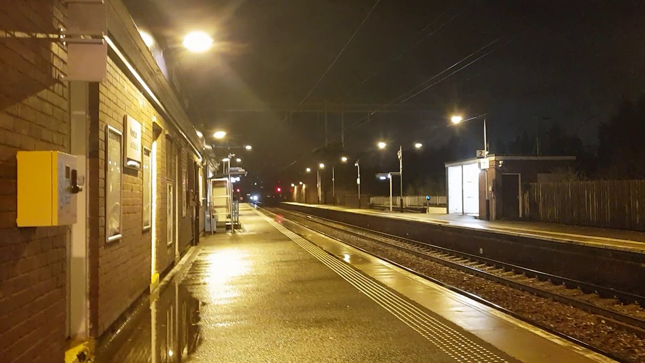 Network Rail Class 950 through Newton (04/11/19) - YouTube