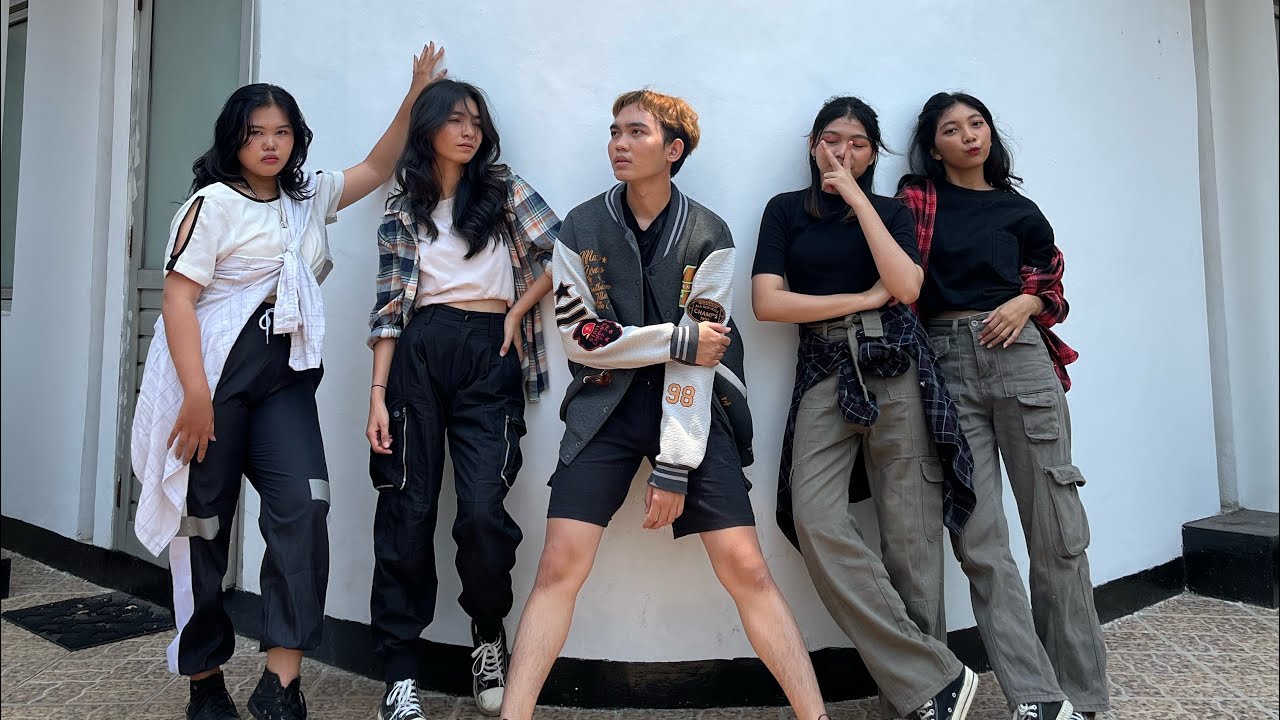 First Debut as Member of Ikom Dance - YouTube