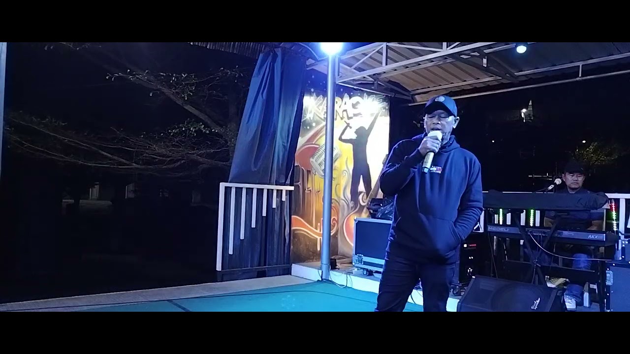Pomo Cover Song live karaoke - YouTube