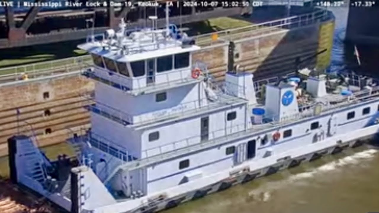 Pretty Views From M/V Vaylor Patrick On Upper Mississippi River 10/10 ...