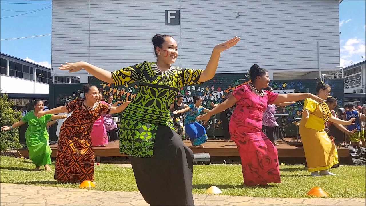 Siva Samoa 2018: Le Tausala Samoa | Siva Mai | Harmony Day 2018 - YouTube