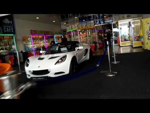 WESTON SUPER MARE GRAND PIER 2017 - SUPER CARS SHOW - UK ARCADE TOUR ...