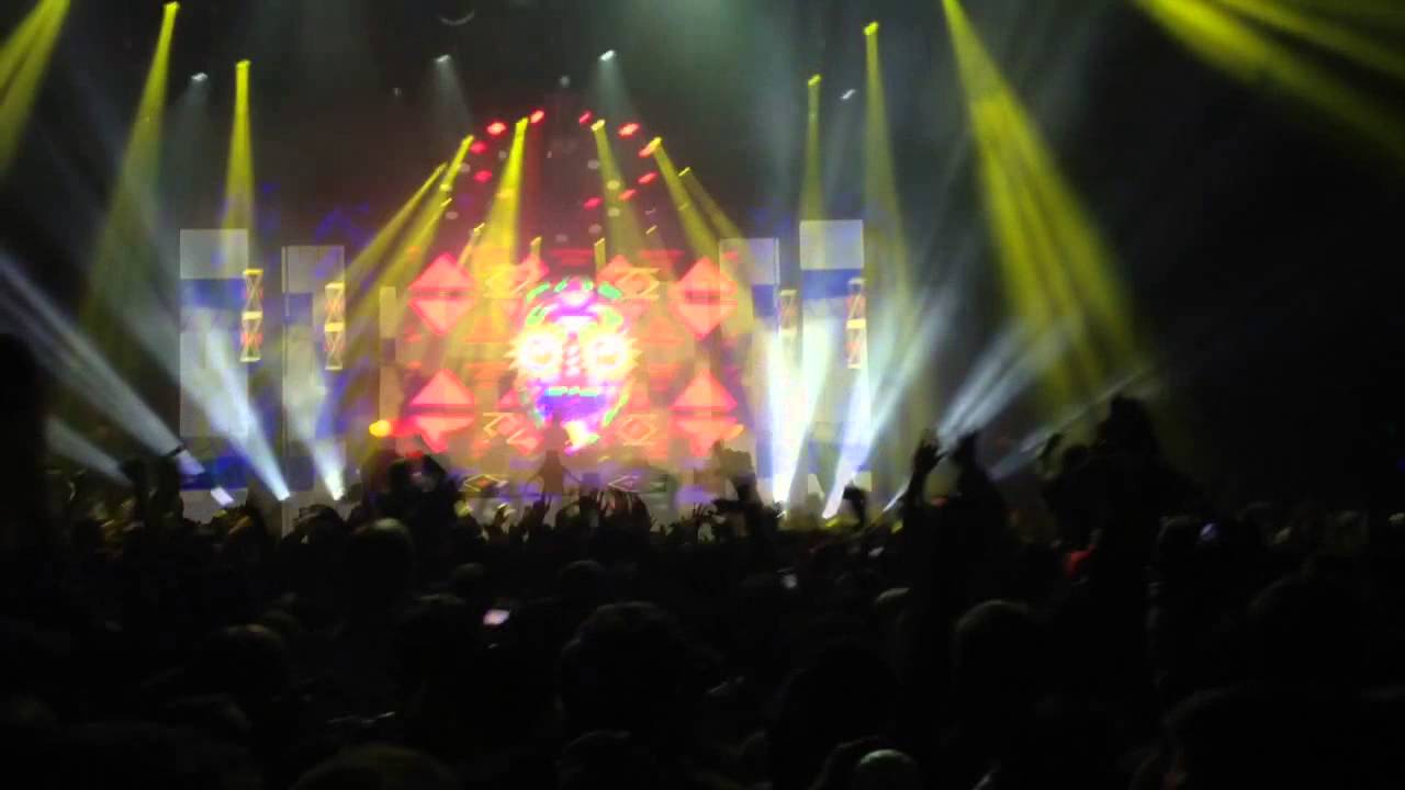 Bassnectar concert - YouTube