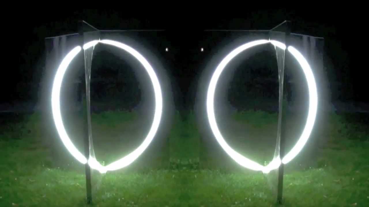 Minimal Widget - Multi Direction Reflection (2012) - YouTube