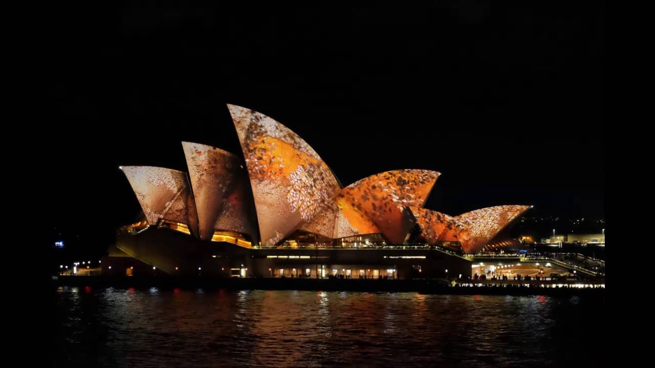 Vivid Sydney Opera House: Lighting the Sails 2016 Timelapse - YouTube