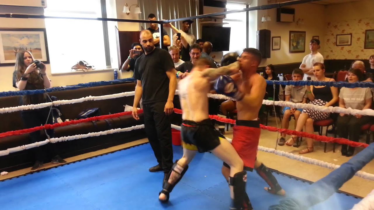 Mo's Gym Kickboxing / MMA Manchester - YouTube
