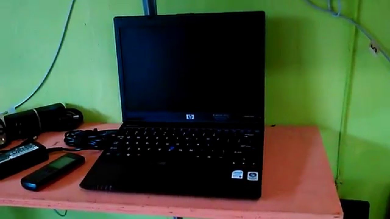 Laptop HP Compac nc2400 - 12", Core2Duo, RAM 2GB, HDD 80GB, Win7 ...