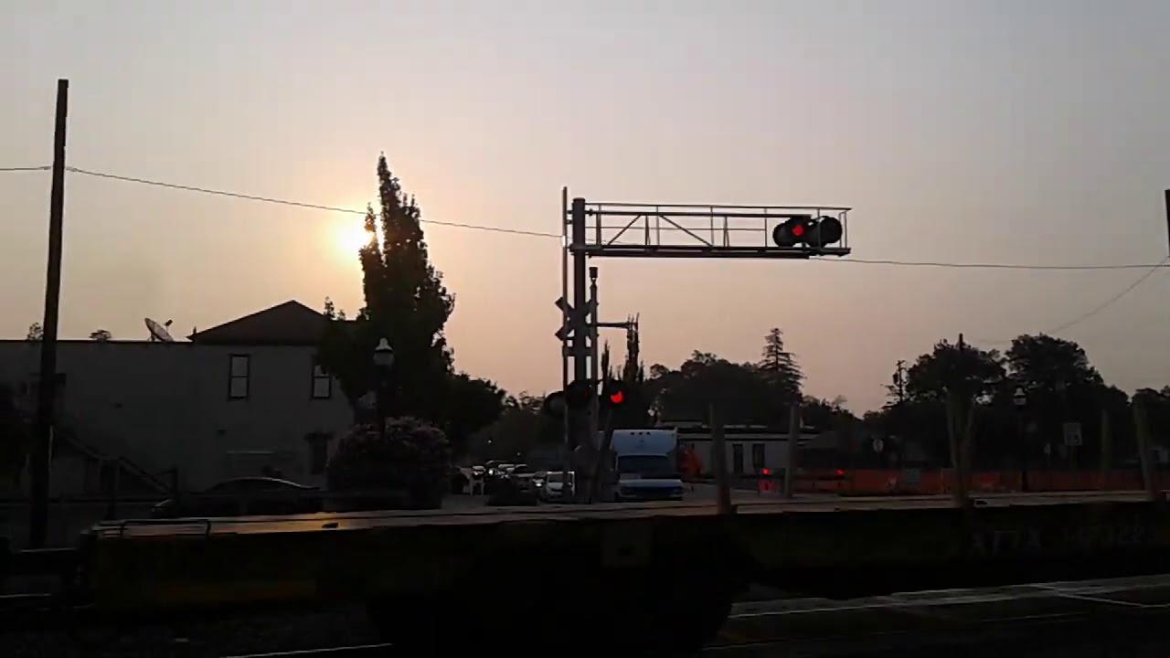 UP 1988 UP 4272 UP 8927 LEADTHE MWCEU 27 NORTHBOUND UP 5735 AS THE DPU ...