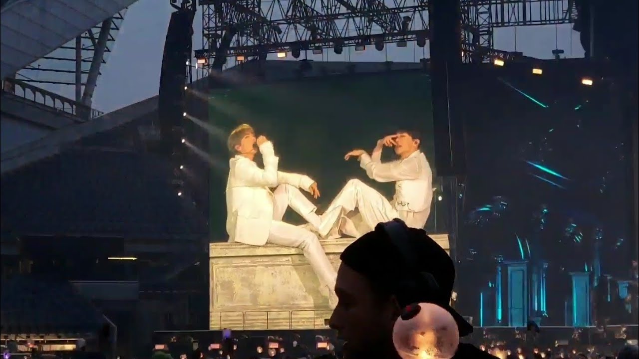 190512 Dionysus @ BTS 방탄소년단 Speak Yourself Tour in Soldier Field ...