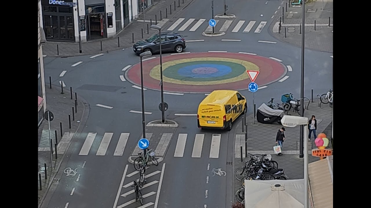 Traffic-Sense, Germany - YouTube