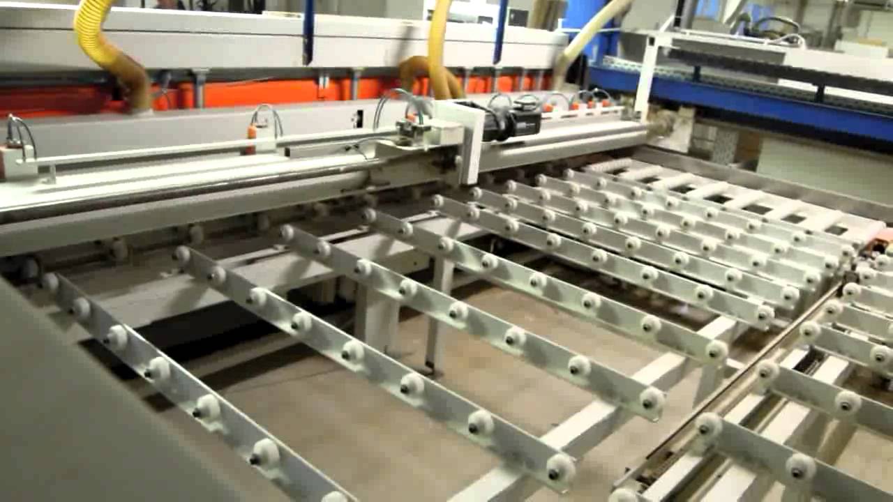 SCHELLING Panel Saw - YouTube