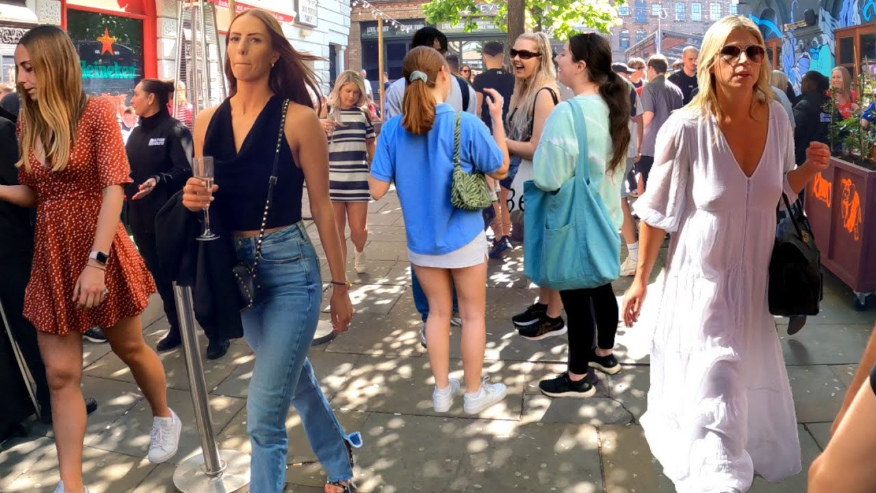 LIVERPOOL - Beautiful day , Beautiful girls, Full Pubs | Walk Tour ...