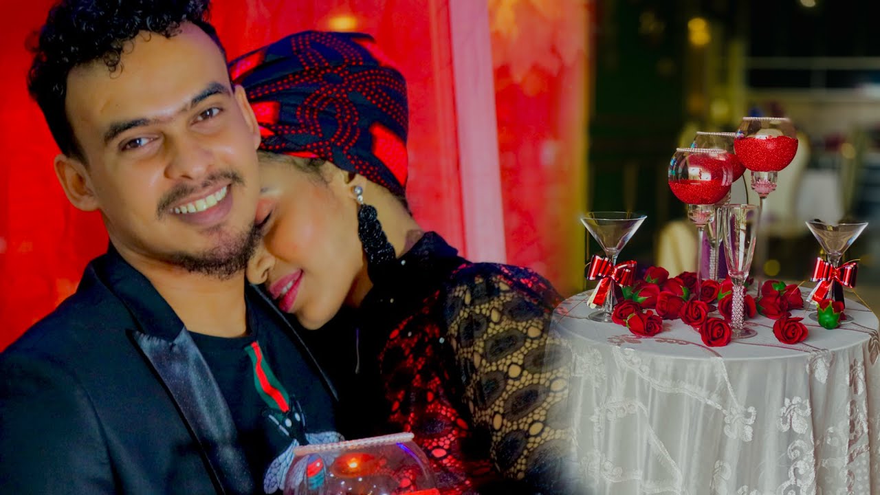 ROMANTIC NIGHT KEENA … SOMALI COUPLE - YouTube