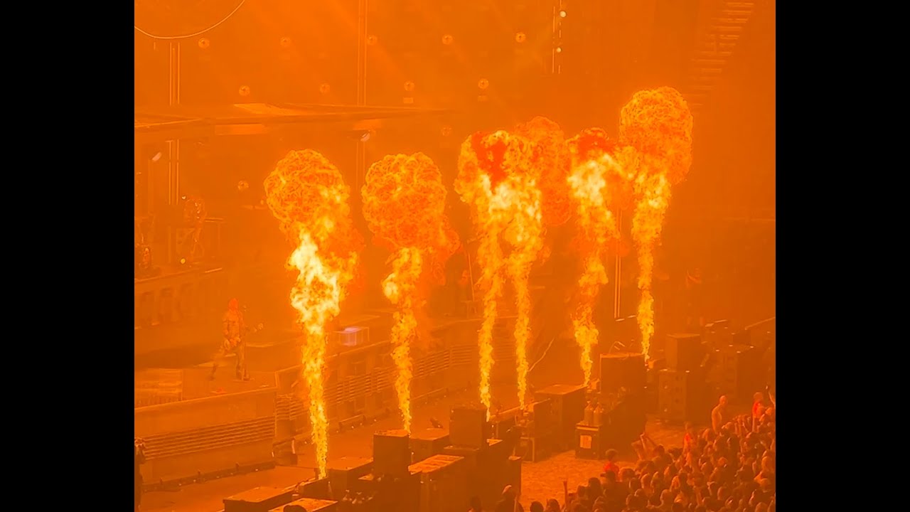 Rammstein Sonne 2022-23 Stadium Tour, muliticam - YouTube
